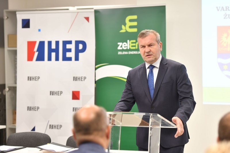 HEP grupa - HEP Elektrostrojarskoj školi Varaždin daruje dizalicu topline